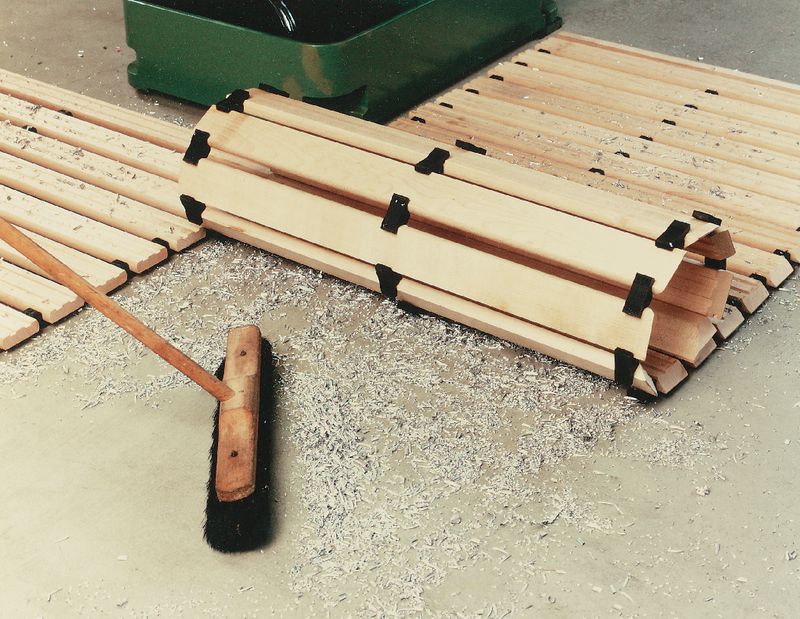 Safety wooden grate | BRW-CH